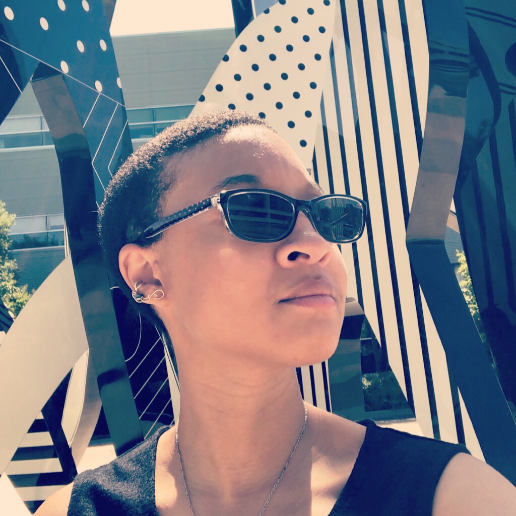 About – Amber Sophia
